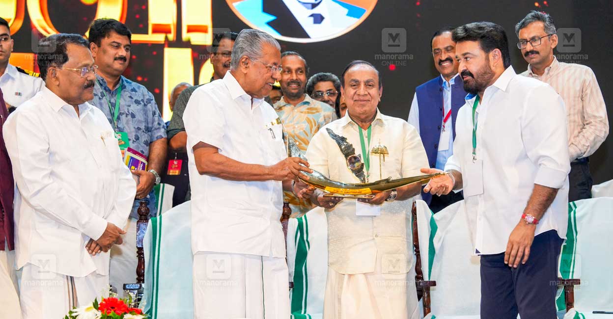 വിദേശത്തു മലയാളിക്കു ലഭിക്കുന്ന പരിഗണനയിൽ രവി പിള്ളയുടെ സ്വാധീനമേറെ ...