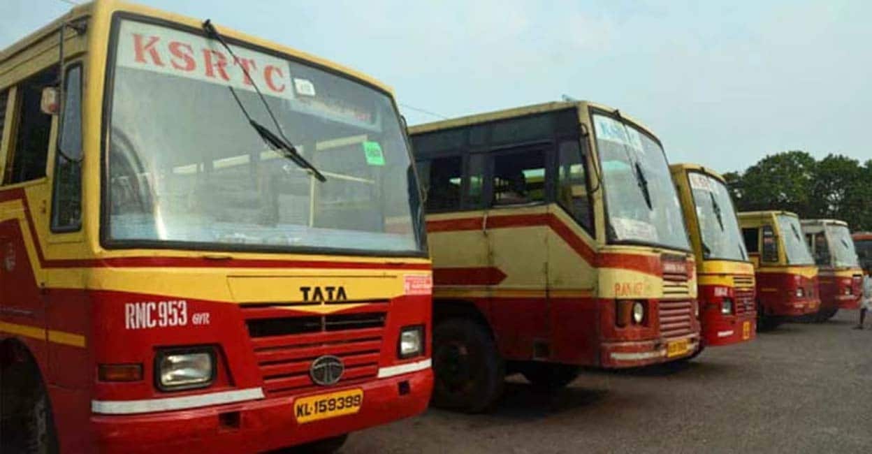 ജീവനക്കാരെയും കുടുംബാംഗങ്ങളെയും ഉൾപ്പെടുത്തി ഗാനമേള ട്രൂപ്പ് ...