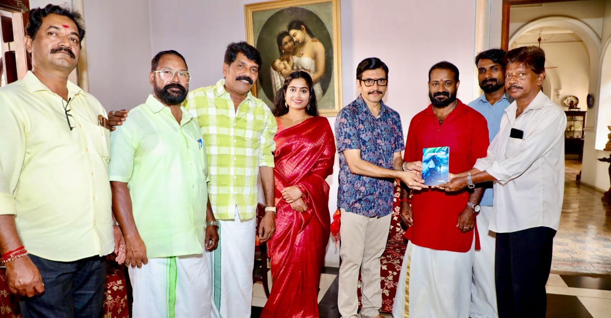സുന്ദർ.ജിയുടെ ‘മഴത്തണലിൽ’ പ്രകാശനം ചെയ്തു | Mazhathanalil book launch ...