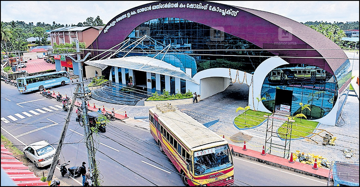 കുന്നംകുളം ബസ്ടെർമിനലിൽ നിന്നു ഗതാഗതം തുടങ്ങി