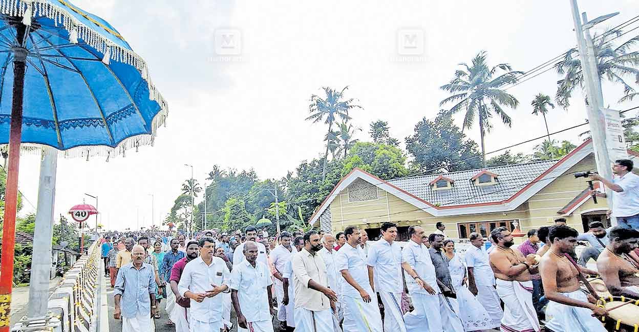 ചിറങ്ങര റെയിൽവേ മേൽപാലം നാടിന് സമർപ്പിച്ചു; പൂർത്തിയായത് നാടിന്റെ ...