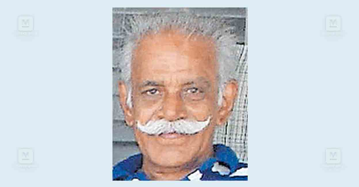 തിലകൻ പറഞ്ഞു, പള്ളത്ത് എഴുതി ‘ലൈവ്’ ഗാനം!