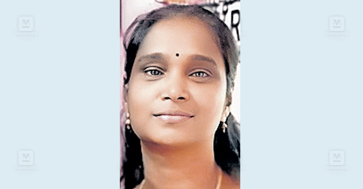 ചാലക്കുടിയിൽ ഓടുന്ന ട്രെയിനിൽ നിന്ന് പുഴയിലേക്ക് ചാടി അധ്യാപിക ജീവനൊടുക്കി | Sinthola | Sindhu ...