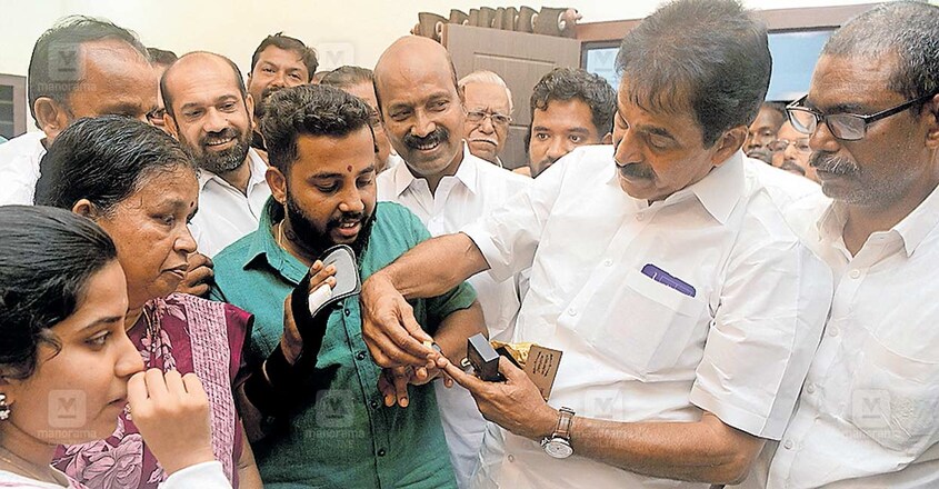പ്രതിപക്ഷമില്ലാത്ത പഞ്ചായത്തിലേക്ക് കുന്നംകുളം കസ്റ്റഡി മർദനത്തിന് ...