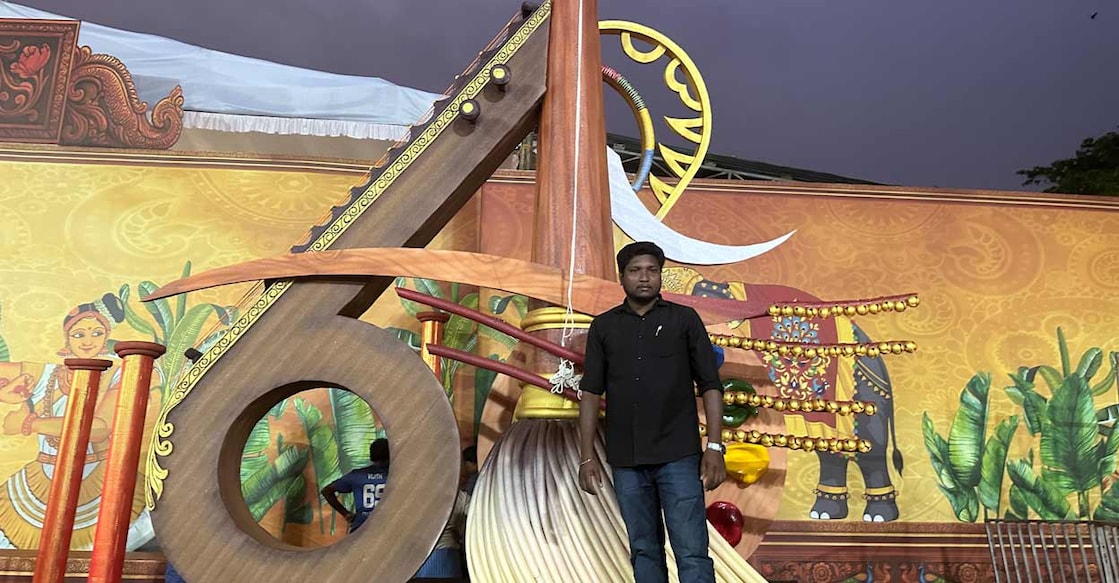 വീണയും ചിലങ്കയും പെയിന്റിങ് ബ്രഷും: കഥ പറയും കൊടിമരം ഒരുക്കിയത് യദു ...