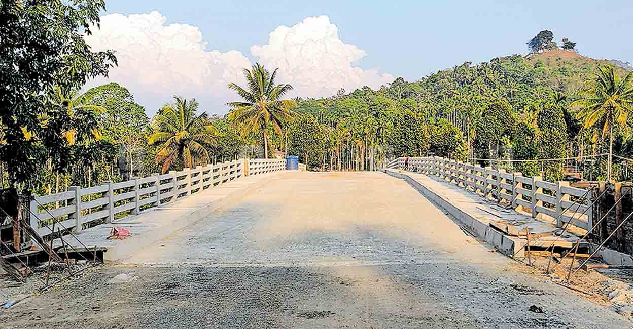 താളിപ്പാറ പാലം മേയിൽ തുറക്കും