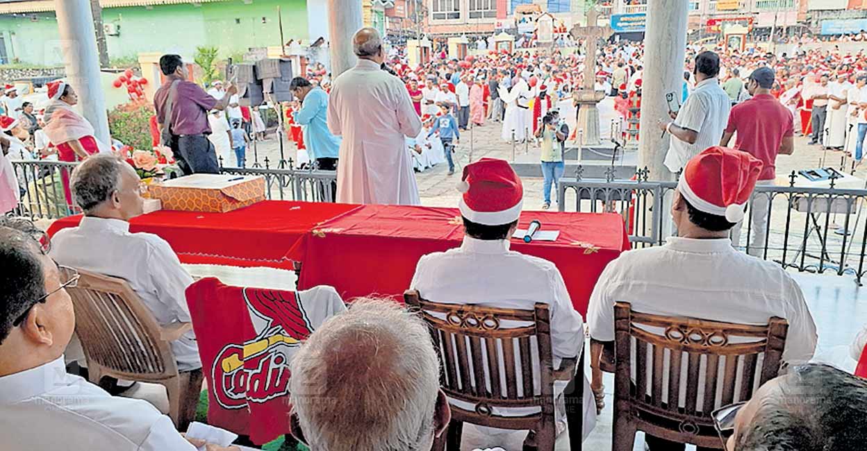 ശാന്തിദൂതുമായി പുൽപള്ളിയിൽ വൻ ക്രിസ്മസ് റാലി | Christmas rally ...