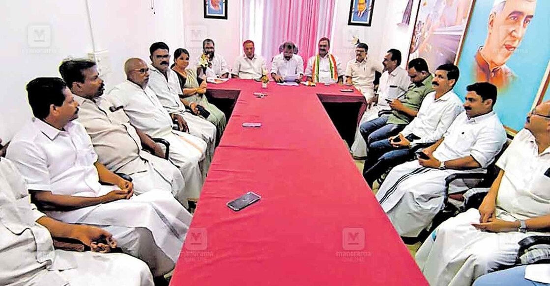തദ്ദേശ തിരഞ്ഞെടുപ്പ്: ബത്തേരിയിൽ രാഷ്ട്രീയ പോരാട്ടം തുടങ്ങി; കച്ച ...