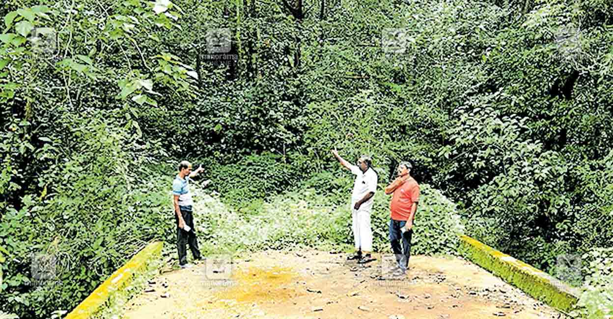 പൂഴിത്തോട്–പടിഞ്ഞാറത്തറ റോഡ്; തറക്കല്ല് വയസ്സ് 30 | Poozhithode ...