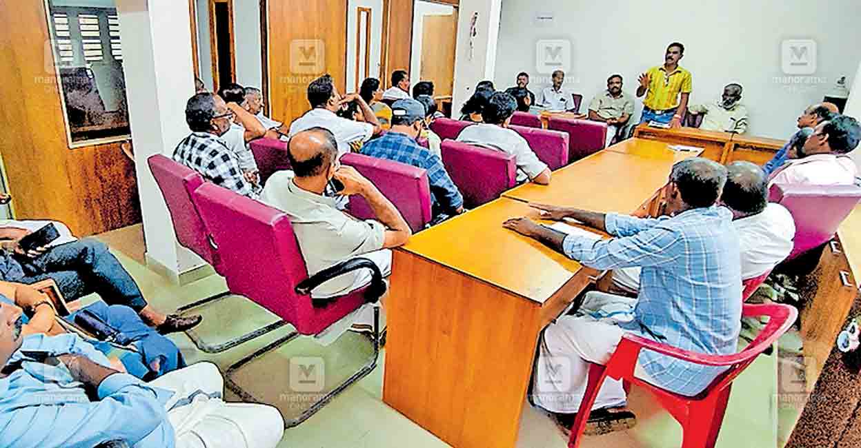 പൂഴിത്തോട് റോഡിന് തറക്കല്ലിട്ടിട്ട് 31 വർഷം; ഇന്ന് ജനകീയ കർമ സമിതിയുടെ ...