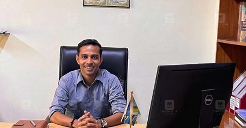 ഡോക്ടറാണ്, ഐഎഎസ് ഓഫിസറും - Dr.Arun S. Nair IAS | Achievers | Manorama Online