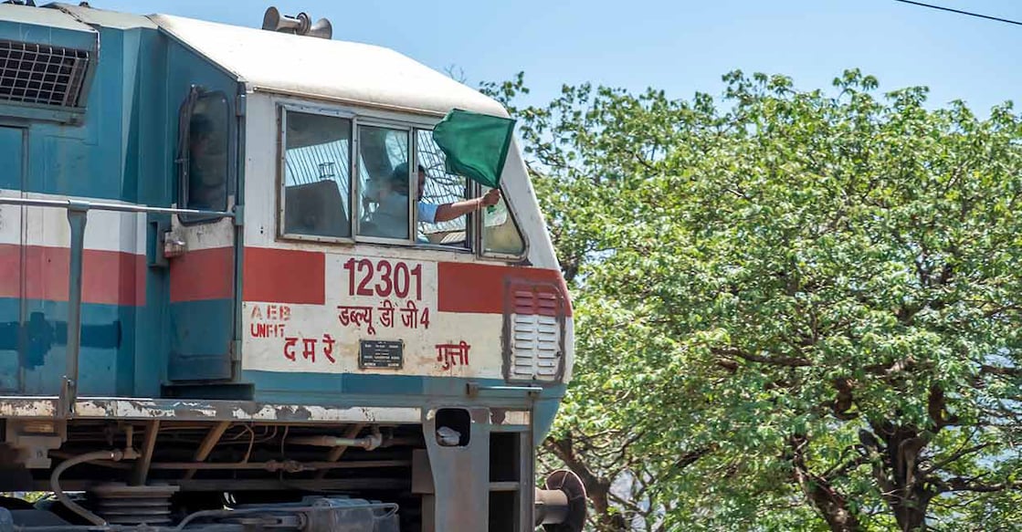 ലോക്കോ പൈലറ്റാകാൻ എന്തു പഠിക്കണം - Land Your Dream Job as a Loco Pilot ...