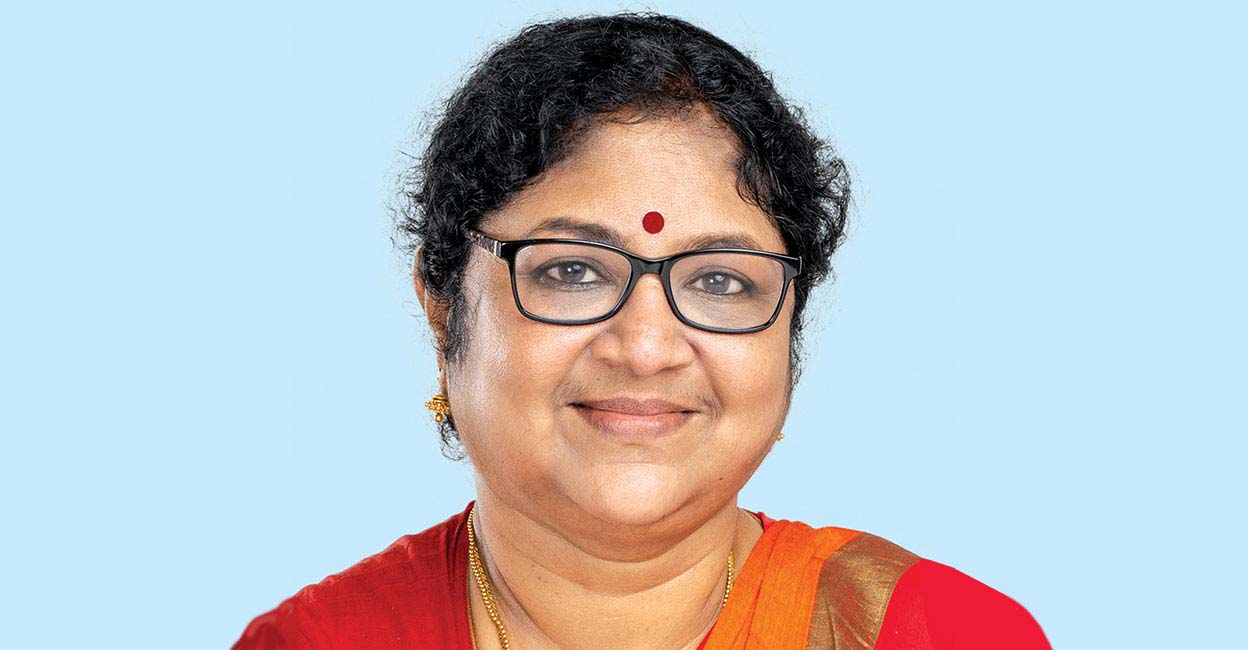 സമാശ്വാസം: 2977 രോഗികൾക്ക് സഹായം നൽകിയെന്ന് മന്ത്രി - R bindu ...