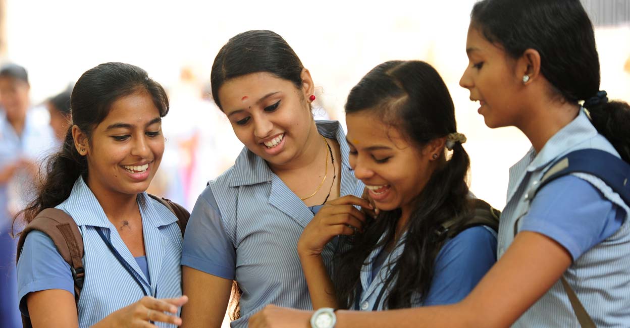 പ്ലസ് വൺ: ആദ്യഘട്ടം പ്രവേശനം നേടിയവർ 3.19 ലക്ഷം | 3.16 lakh students ...