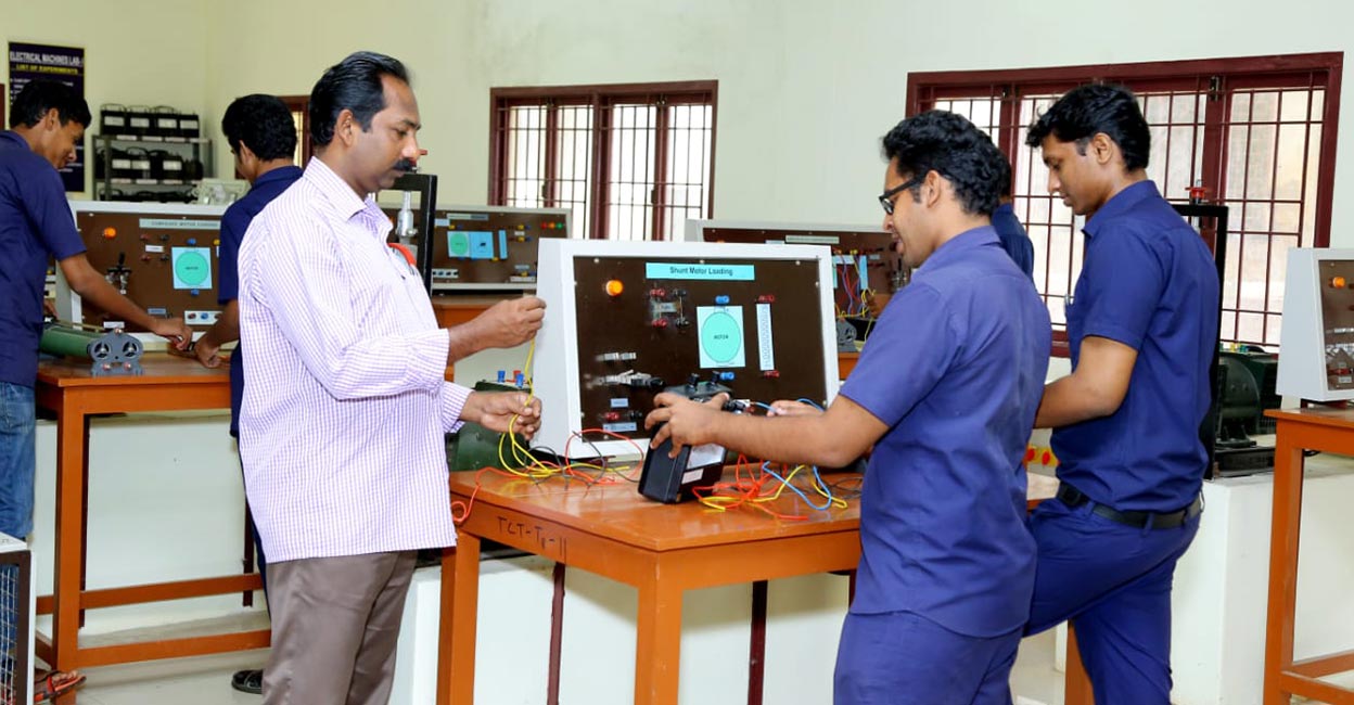ട്രിനിറ്റി കോളജ്‌ ഓഫ്‌ എന്‍ജിനീയറിങ്‌ - Trinity College of Engineering ...