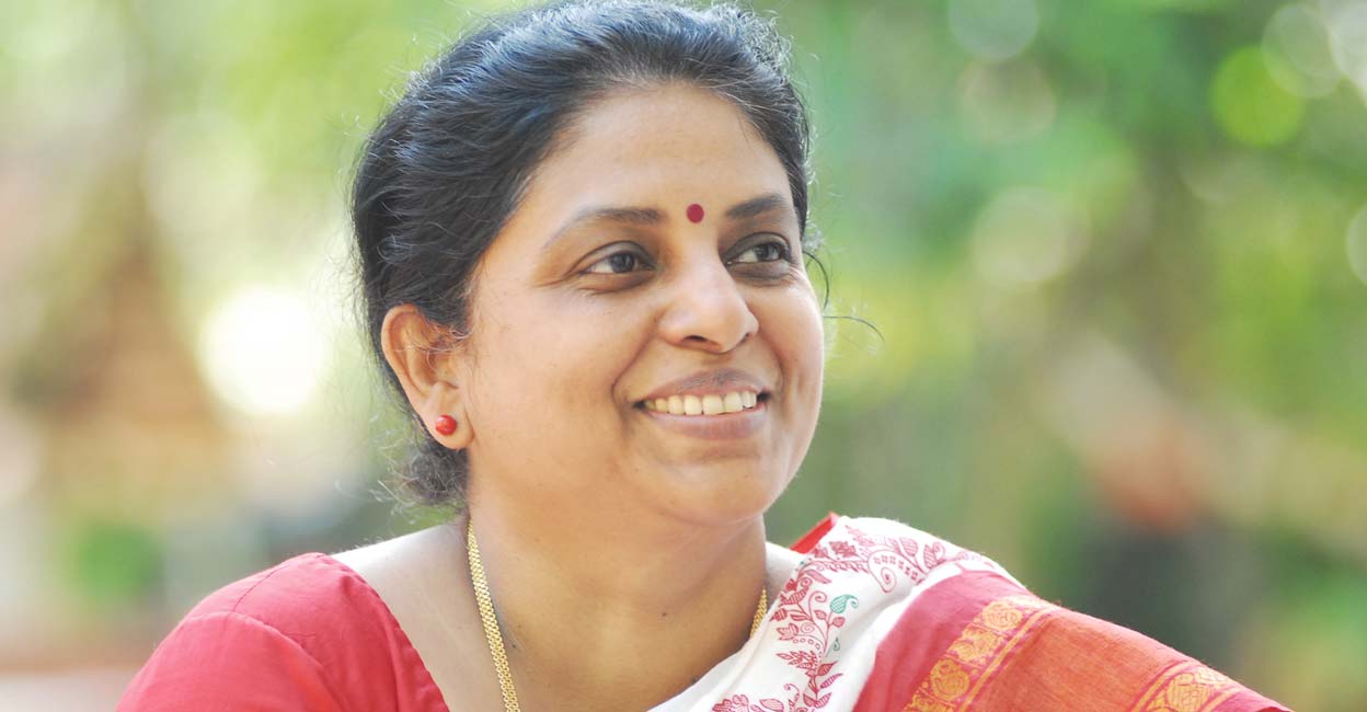 ടെസ്സി മുതൽ ചാനു വരെ; ആധുനിക ഇന്ത്യയിൽ വ്യക്തിമുദ്ര പതിപ്പിച്ച 5 സ്ത്രീ ...