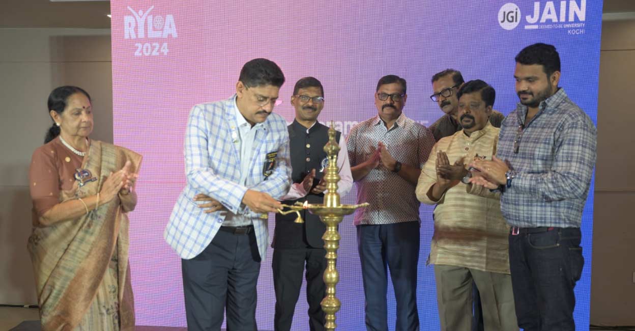 മനോരമ ഓൺലൈൻ – റോട്ടറി ‘റൈല’ - Rotary Club | RYLA | Jain University Kochi