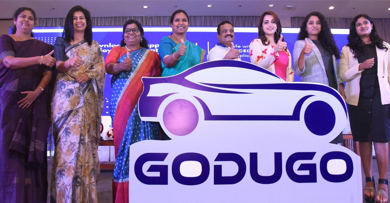 സുരക്ഷയ്ക്കും യാത്രക്കാര്‍ക്കും മുന്‍ഗണന ; 'ഗോഡുഗോ' ടാക്‌സി ബുക്കിങ് ...