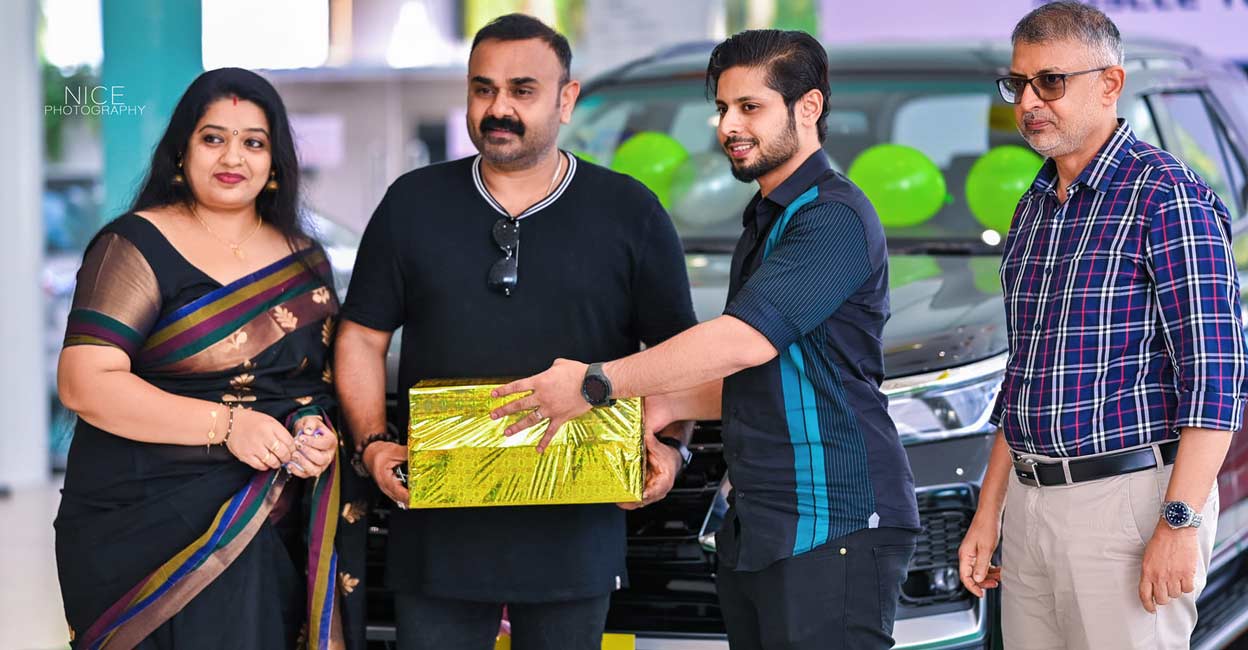 സ്വപ്ന വാഹനം സ്വന്തമാക്കി നടൻ ഷാജു ശ്രീധർ | Actor Shaju Sreedhar Bought ...