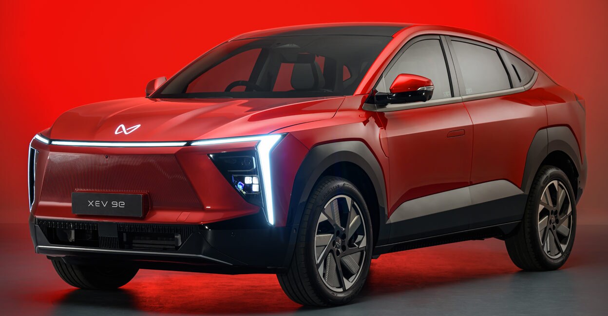 ഇത് പ്രീമിയം ഇലക്ട്രിക് എസ്‍യുവി; മഹീന്ദ്ര എക്സ്ഇവി 9ഇ വിപണിയിൽ, വില 21 ...