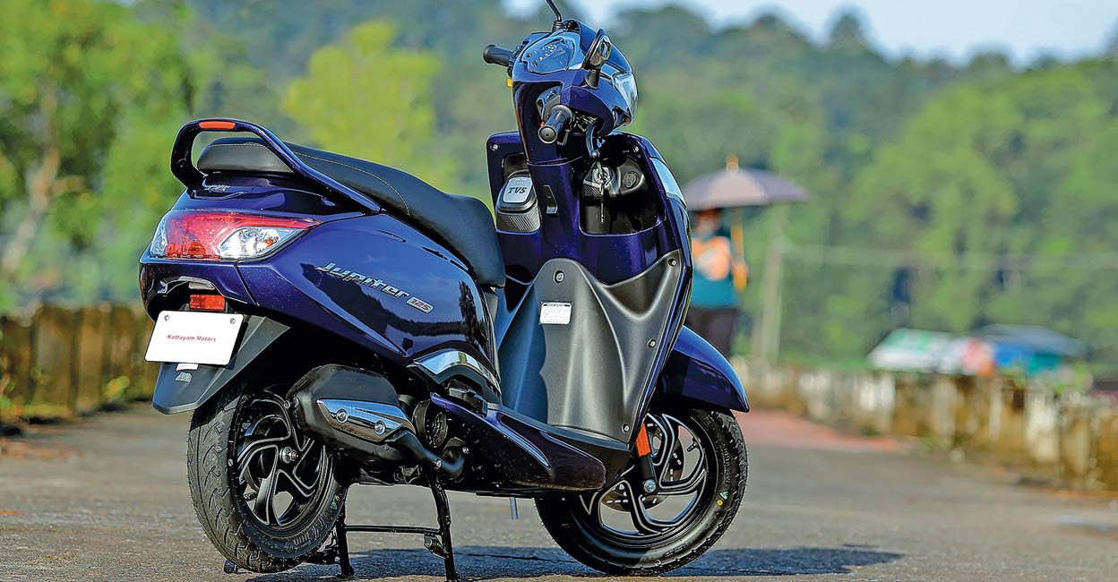 കരുത്തൻ എൻജിനും അടിപൊളി ഫീച്ചേഴ്സുമായി ജൂപ്പിറ്റർ 125 | TVS Jupiter 125 ...