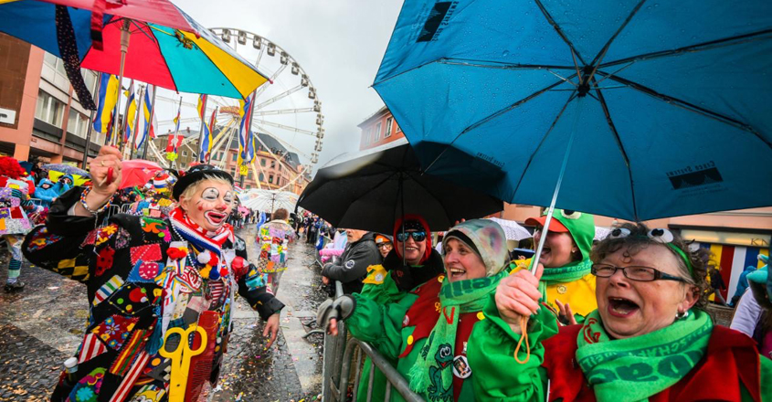 കാർണിവൽ പരേഡിൽ ഹാനോവ് കൂട്ടക്കൊലയും | Germany News