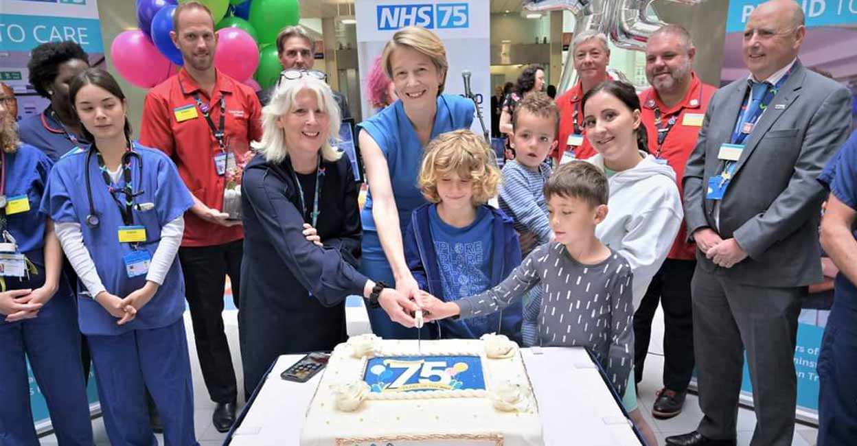 എഴുപത്തിയഞ്ചിന്റെ നിറവിൽ യുകെയിലെ എൻഎച്ച്എസ്; ആഘോഷങ്ങൾ വർണ്ണാഭമായി, ഒപ്പം മലയാളികളുടെ ...