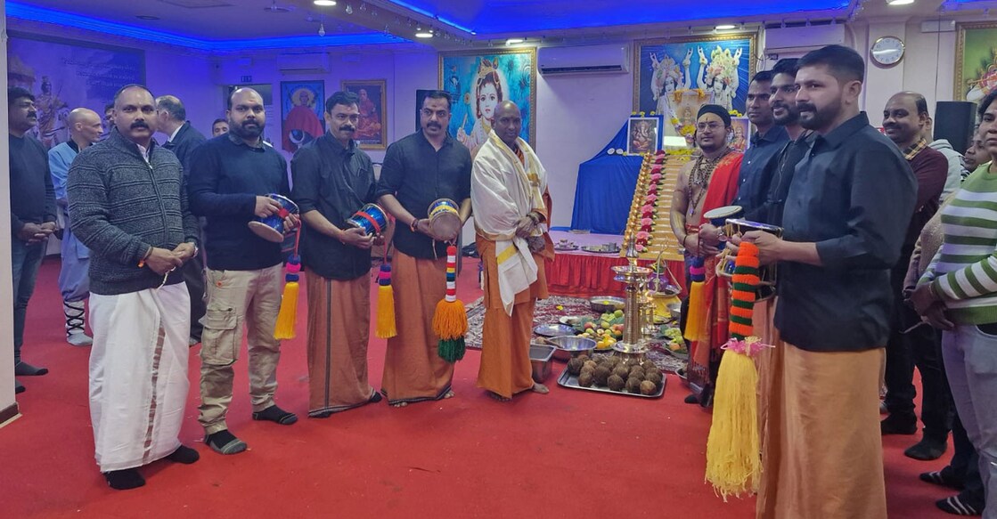 മണ്ഡല ചിറപ്പ് മഹോത്സവം സംഘടിപ്പിച്ച് റോമിലെ വില്ല മാധുരി ശ്രീകൃഷ് ...