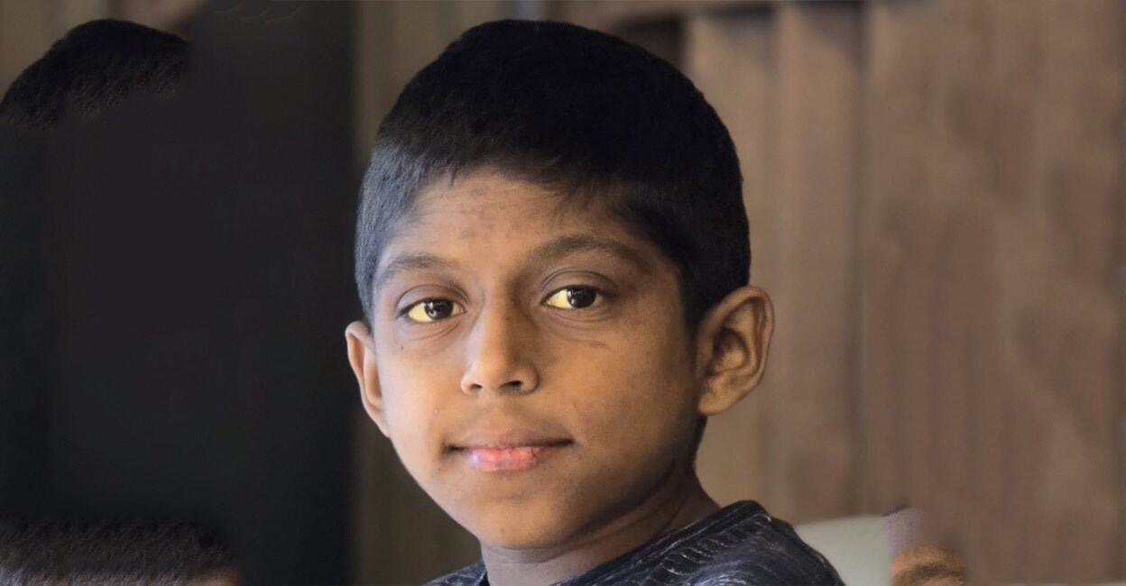 കരൾ പകുത്ത് നൽകിയ സ്നേഹത്തെ തനിച്ചാക്കി റൊണാവ് യാത്രയായി - Malayali Boy Died Due To Liver ...