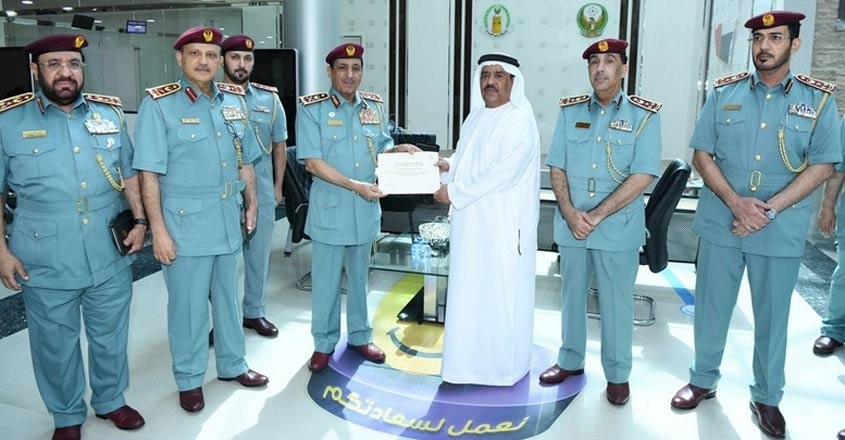 ഒരു ലീവ് പോലും എടുക്കാതെ 43 വർഷം; അപൂർവ നേട്ടവുമായി റാക് പൊലീസ് ഉദ്യോഗസ്ഥൻ