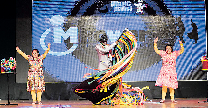 പരിമിതികൾ 'അപ്രത്യക്ഷം’ ; കൺനിറയെ കലാജാലം