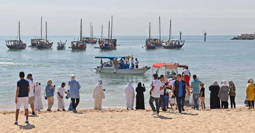 195 പേർ ഇനി കടലാഴങ്ങളിൽ; മുത്ത് തേടിയുള്ള ചരിത്ര യാത്രയ്ക്ക് തുടക്കം ...