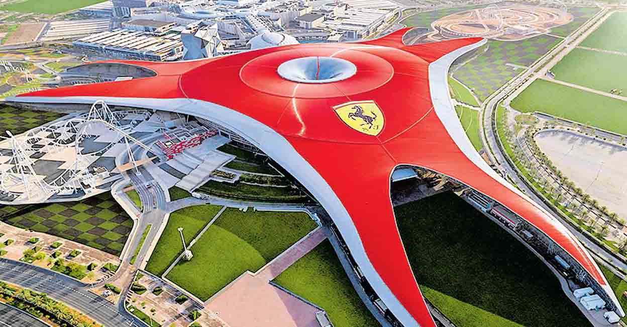 സാഹസികമായി നടക്കാൻ റൂഫ് വോക്ക് 2 മുതൽ