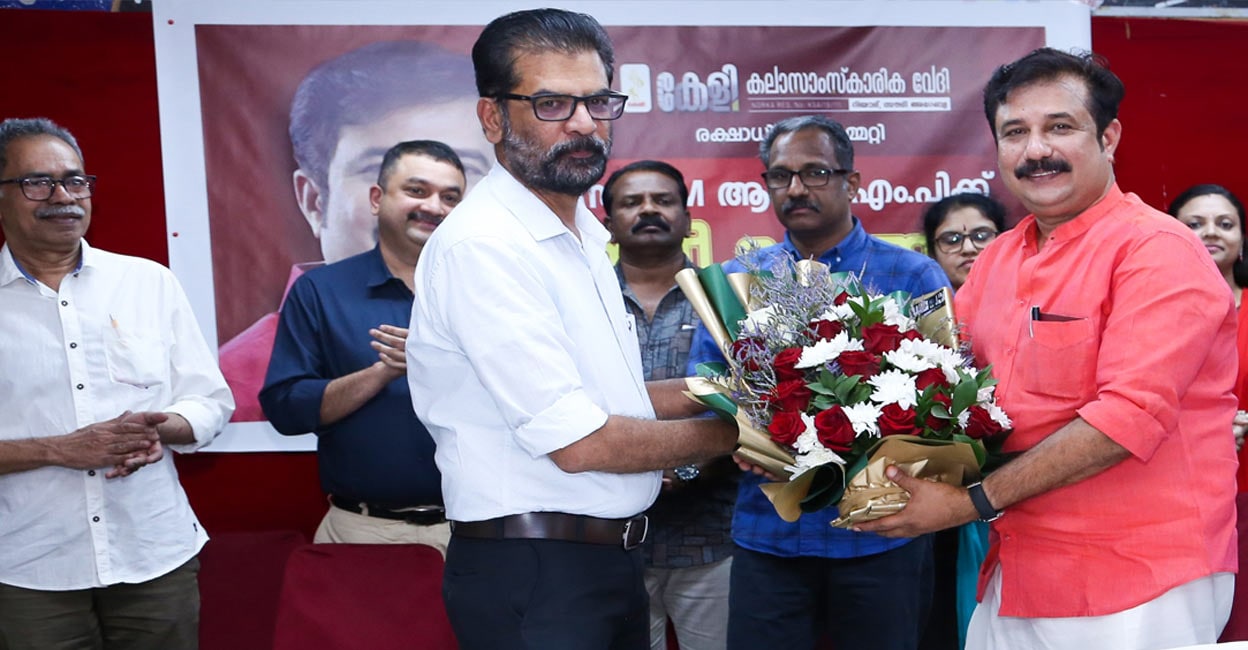 മതേതരത്വം കാത്തു സൂക്ഷിക്കുന്നതിന്ന് ജാഗരൂകരായിരിക്കണം – AM Arif MP ...