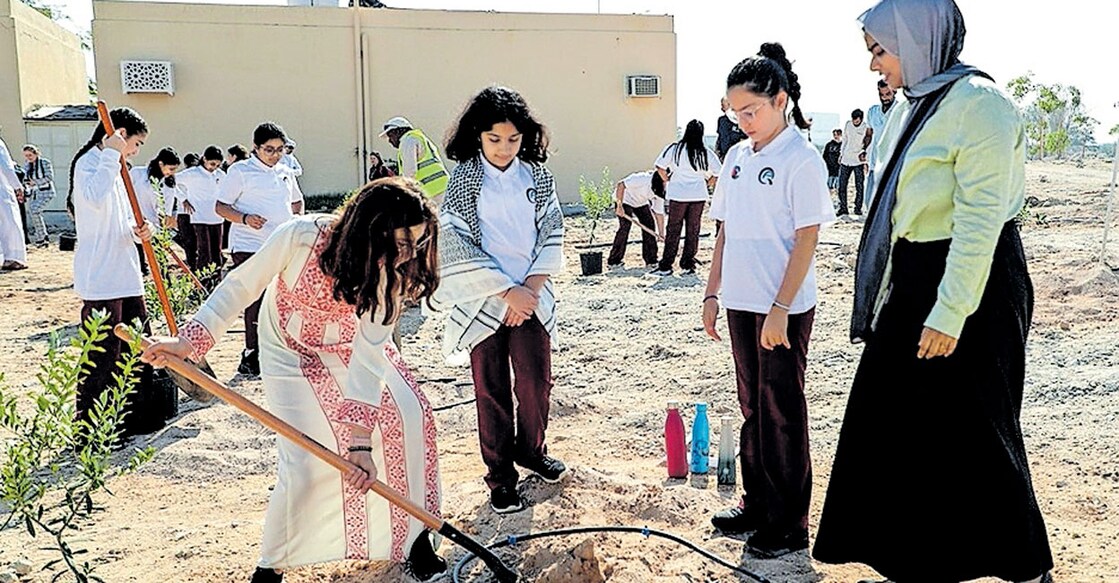എജ്യുക്കേഷൻ സിറ്റിയിൽ ഗാസ ഗാർഡൻ നിർമിച്ച് കുട്ടികൾ - Qatar Foundation ...