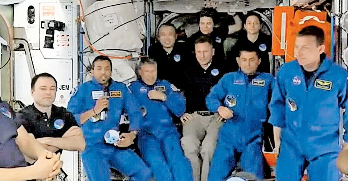 സുൽത്താന് ഒരു കാൽവയ്പ്; യുഎഇക്ക് കുതിച്ചുചാട്ടം