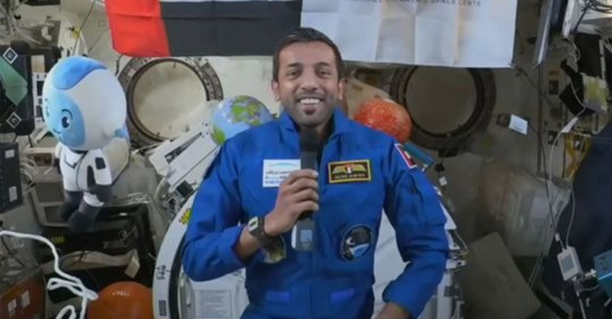 Dr. interacted with the children of Dubai school from space. Sultan Al ...