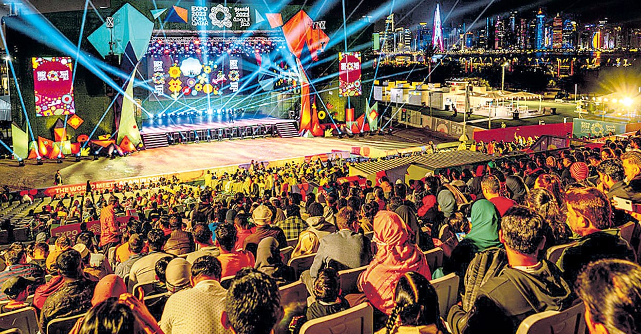 ആദ്യ വിസിലിനൊപ്പം ഉയർന്നു ഫാൻ സോണിലും ആഘോഷം - AFC Asian Cup 2023 Fan ...