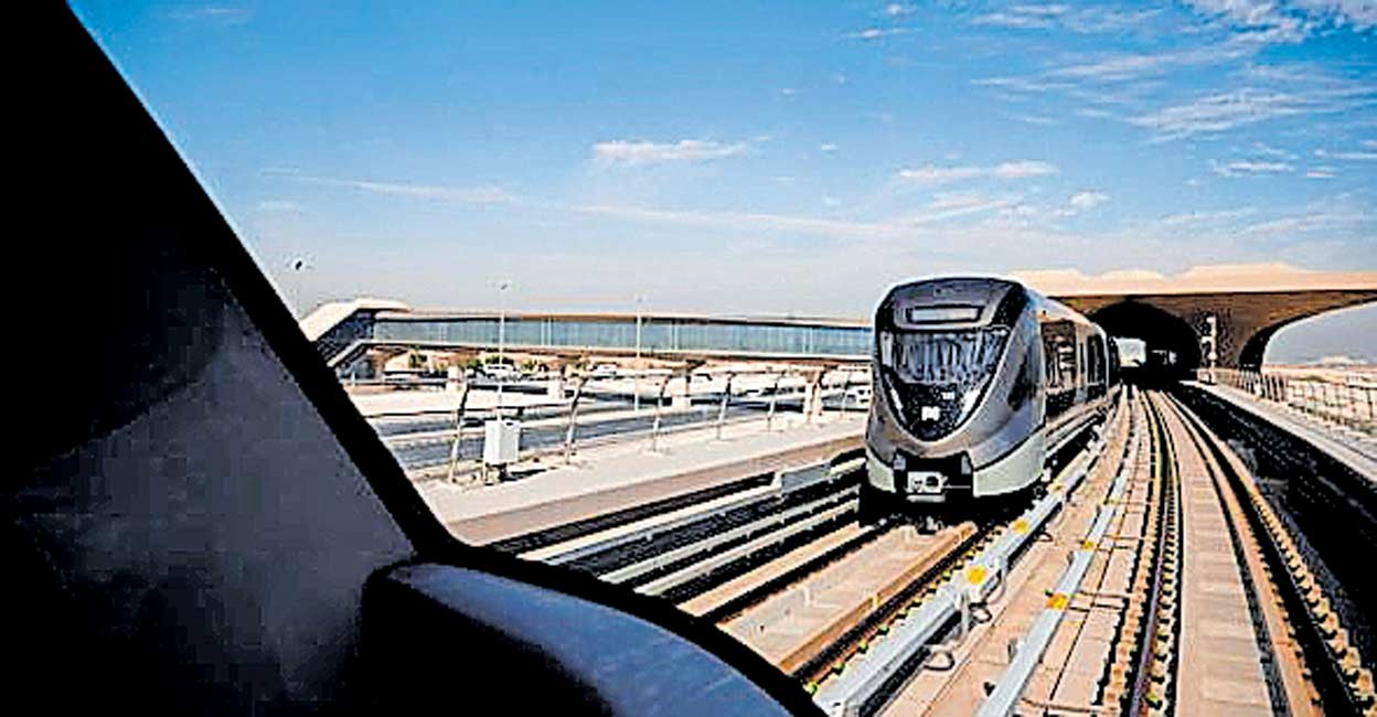 വെള്ളിയാഴ്ച മെട്രോ, ലുസെയ്ൽ ട്രാം സർവീസ് രാവിലെ 10 മുതൽ | Friday Metro ...