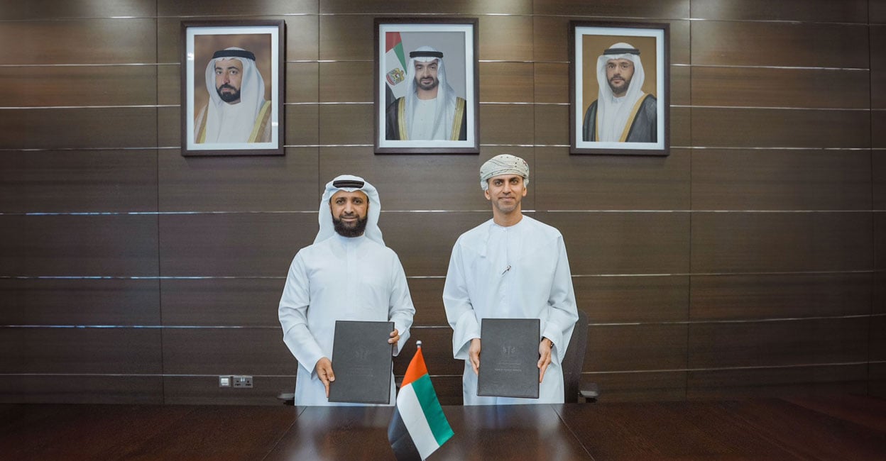 ഷാർജ–മസ്‌കത്ത് ബസ് സർവീസിന് കരാറായി - Sharjah and Oman signed an ...