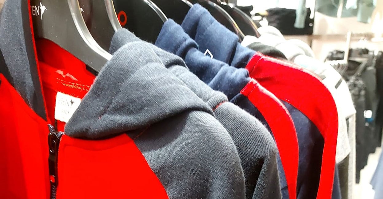 ബഹ്‌റൈനിൽ തണുപ്പെത്തിയില്ല - Winter Clothing Market Sale is Slow ...