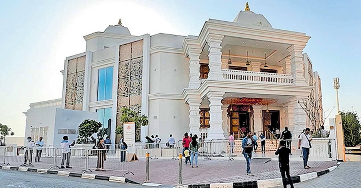 പുതുവർഷത്തിൽ ജബൽ അലിയിലെ ക്ഷേത്രത്തിലെത്തിയത് 40,000 പേർ | 40,000 ...