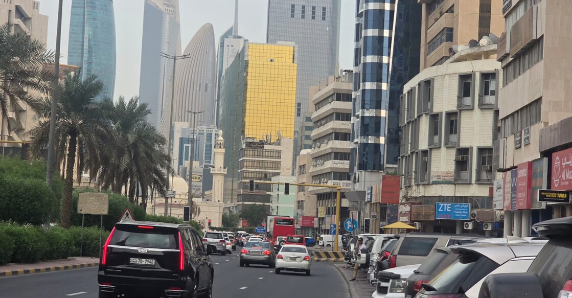 കുവൈത്ത് ഗതാഗത നിയമ പരിഷ്‌ക്കരണം സജീവ ബോധവല്‍ക്കരണവുമായി ആഭ്യന്തര ...