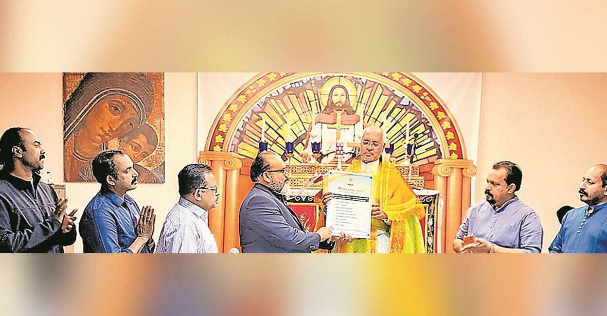 കെഎംആർഎം ജൂബിലി പോസ്റ്റർ പ്രകാശനം - Kuwait Malankara Rite Movement ...