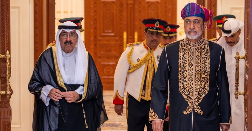 കുവൈത്ത് അമീറിന് ഒമാനില്‍ ഊഷ്മള വരവേല്‍പ്പ് - Kuwait Emir Receives a ...