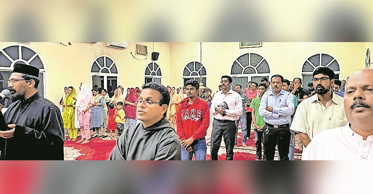 നഖീൽ സെന്റ് മേരീസ് ഓർത്തഡോക്സ്‌ പള്ളിയിൽ വചനശുശ്രൂഷ - St. Mary's ...