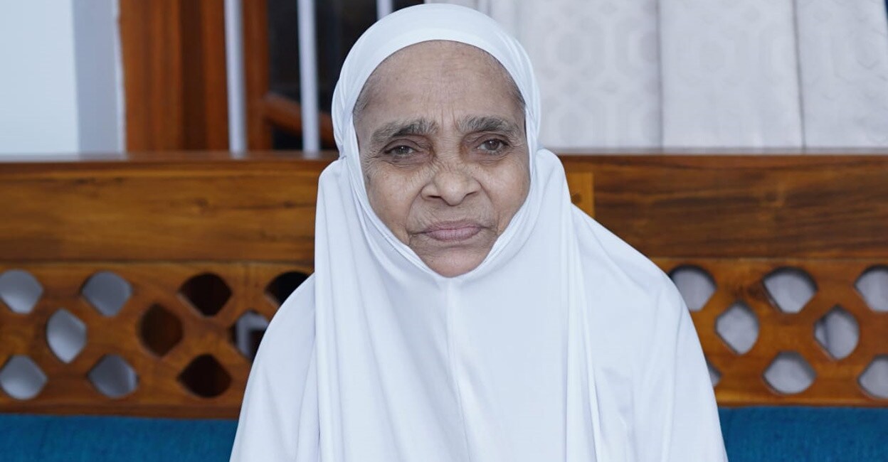 നന്തി അതിപുറത്തു മറിയം അന്തരിച്ചു