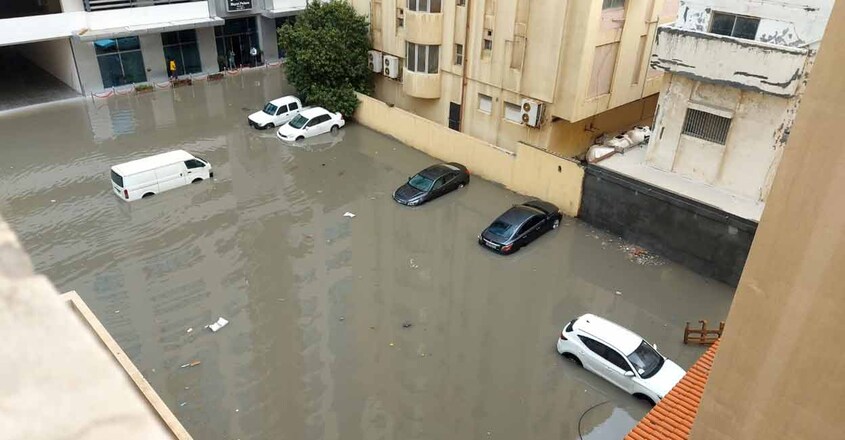 ബഹ്‌റൈനിൽ കനത്ത മഴ തുടരുന്നു നിരവധി വാഹനങ്ങൾക്ക് കേടുപാടുകൾ സംഭവിച്ചു ...