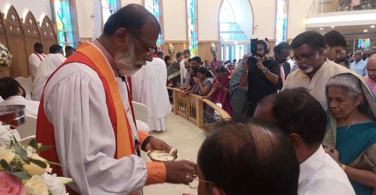 അബുദാബിയിൽ ആദ്യ സിഎസ്ഐ ദേവാലയം തുറന്നു മൂന്ന് ആവശ്യങ്ങൾ മുന്നോട്ടുവച്ച് ...