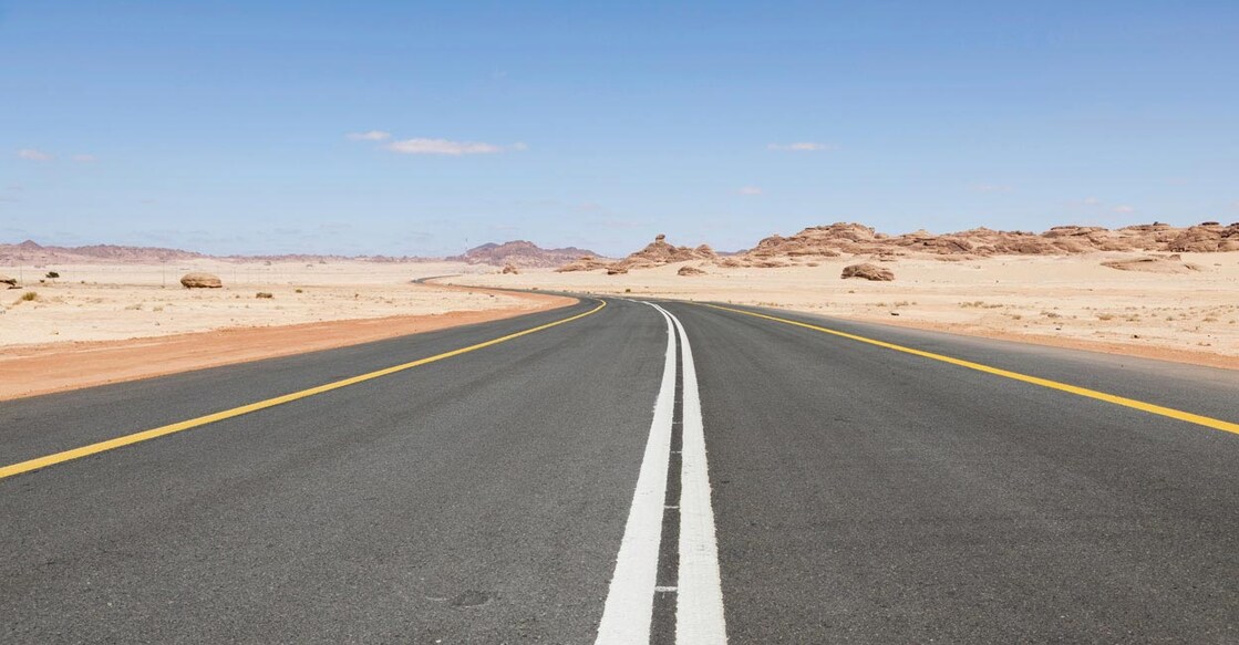 അബഹയെയും തായിഫിനെയും ബന്ധിപ്പിച്ചുള്ള അല്‍ഖാമ ചുരം റോഡ് തുറക്കാന്‍ നിര് ...